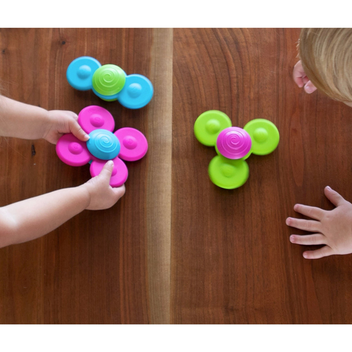 Fat Brain Toys Whirly Squigz – Dimples Baby Brooklyn